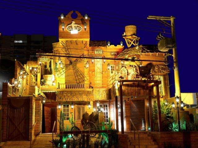 Boate mais badalada da cidade cria atmosfera para formatura ...